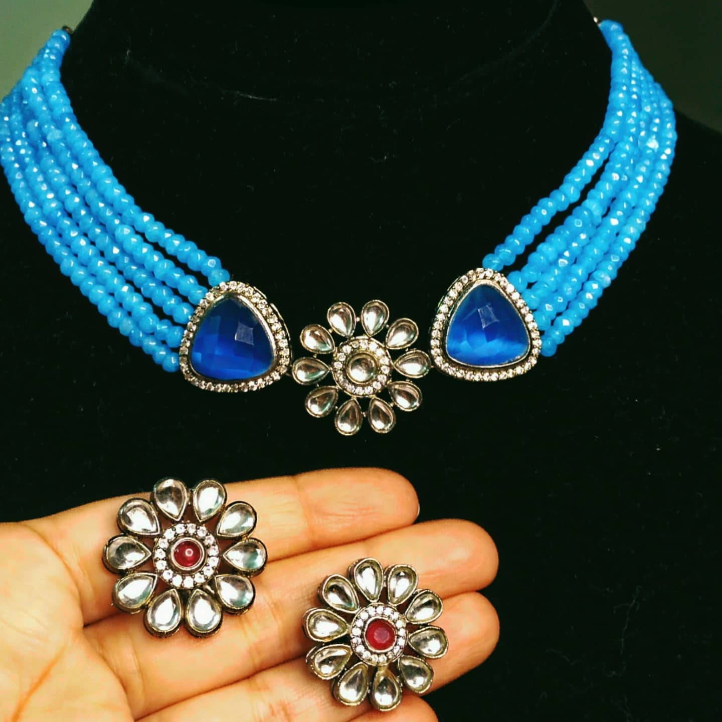 CHOKER SETS – Emeraldz.com.pk